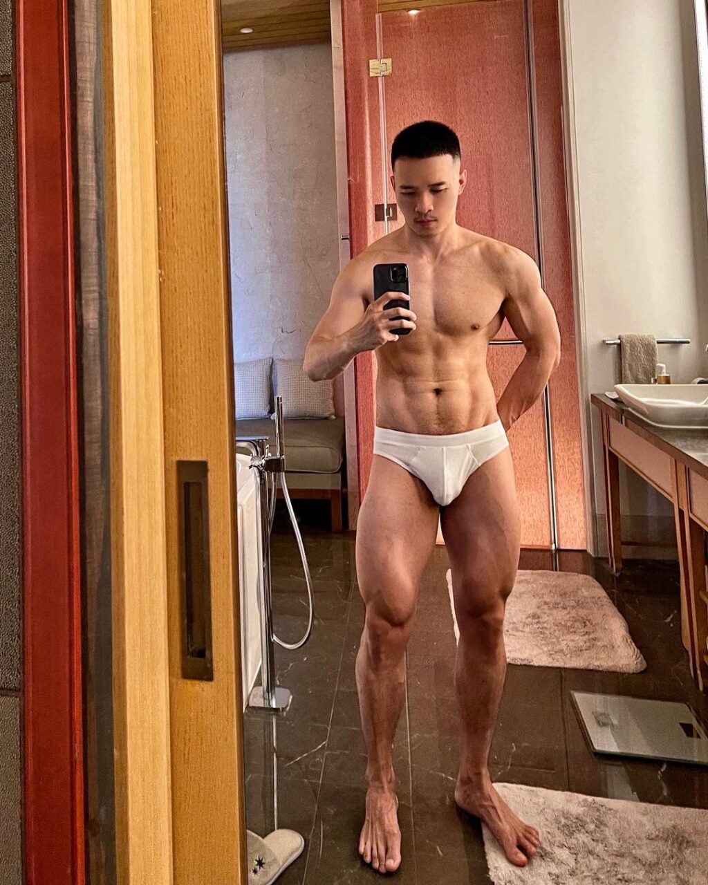 Corey Xiao นายแบบสุดฮอตจากแดนมังกร มาพร้อมผลงานสุดเซ็กซี่