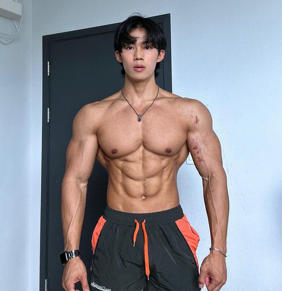 Kim Nam Wook นักเพาะกายชาวเกาหลีสุดแซ่บจากแดนกิมจิ