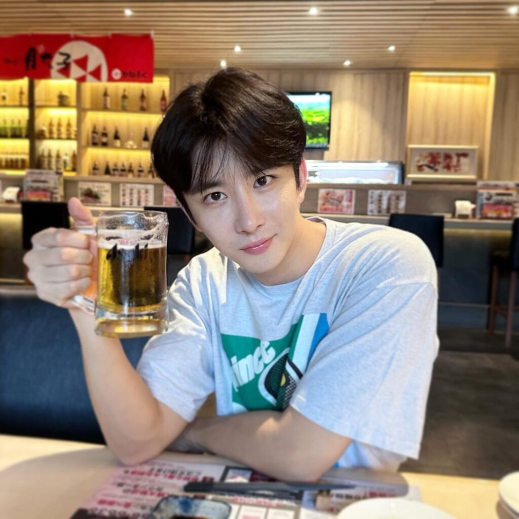 Yang Dongwon ยูทูปเบอร์ชาวเกาหลี หนุ่มหล่อ หน้าใส สไตล์โอปป้า