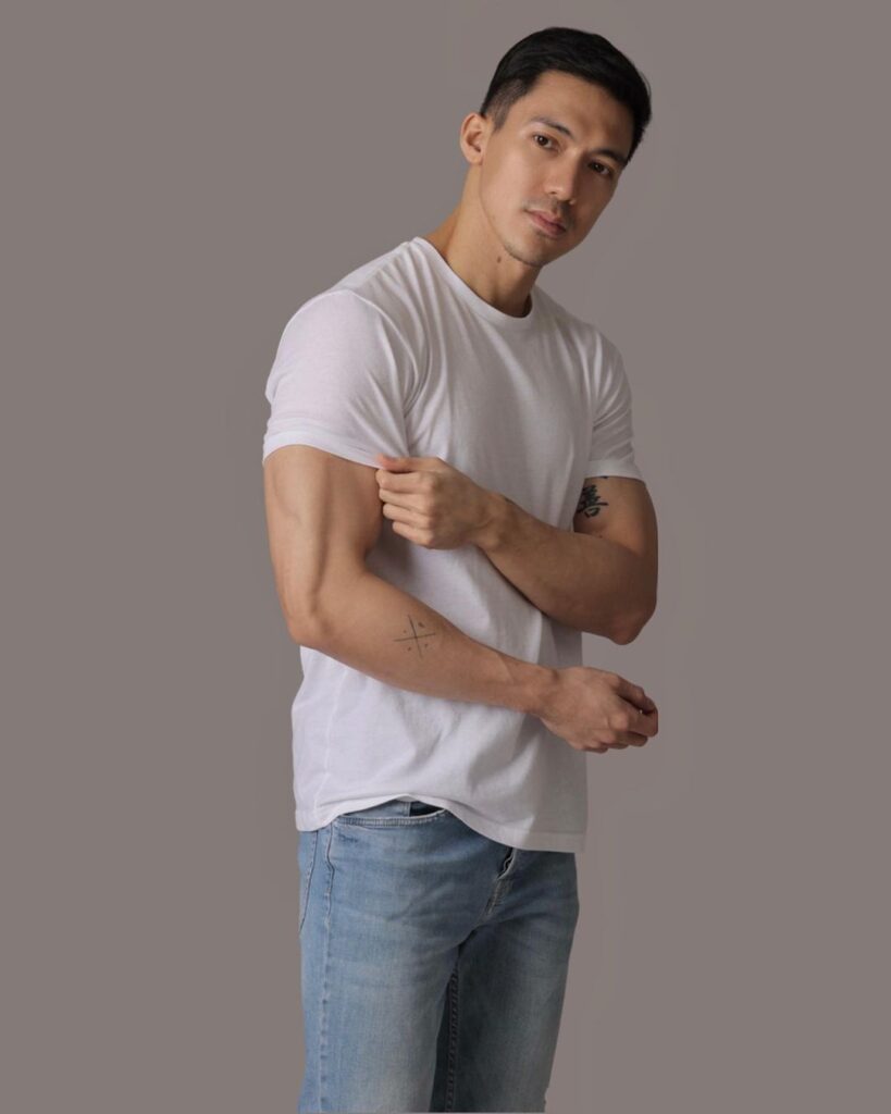 Cho Lim เทรนเนอร์หนุ่มสุดฟิตชาวฟิลิปปินส์ บอกเลยช่วงล่างแน่นมาก