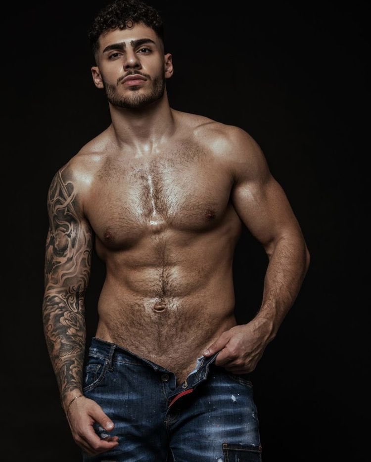 Fit Narad เจ้าพ่อ Onlyfans ที่มีชื่อเสียงโด่งดังมาถึงประเทศไทย